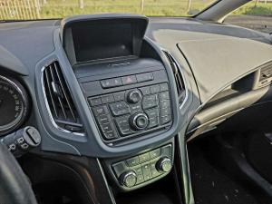 Brūns Opel Zafira Tourer 2013 Šauļi, ar dzinēja tilpumu 1.60 L un nobraukumu 276 tūkst. km par 2500 €, foto 20 vietnē AUTOMOTO.COM.LV