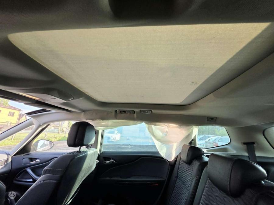 Brūns Opel Zafira Tourer 2013 Šauļi, ar dzinēja tilpumu 1.60 L un nobraukumu 276 tūkst. km par 2500 €, foto 22 vietnē AUTOMOTO.COM.LV
