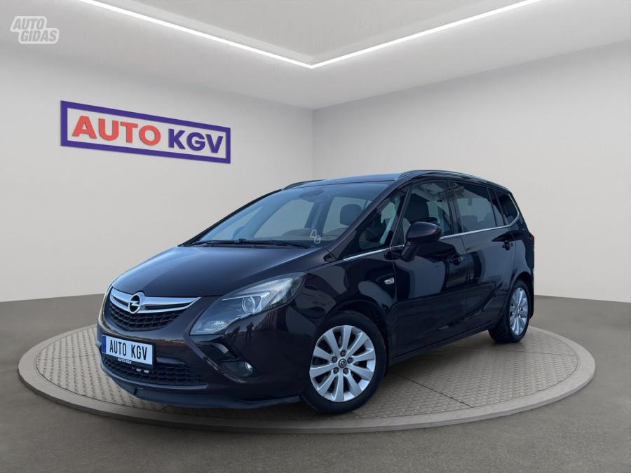 Brown Opel Zafira Tourer 2015 in Vilnius, with an engine capacity of 2.00 L and mileage of 276 thousand km for 7999 €, photo 1 on AUTOMOTO.COM.LV