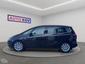 Brown Opel Zafira Tourer 2015 in Vilnius, with an engine capacity of 2.00 L and mileage of 276 thousand km for 7999 €, photo 2 on AUTOMOTO.COM.LV