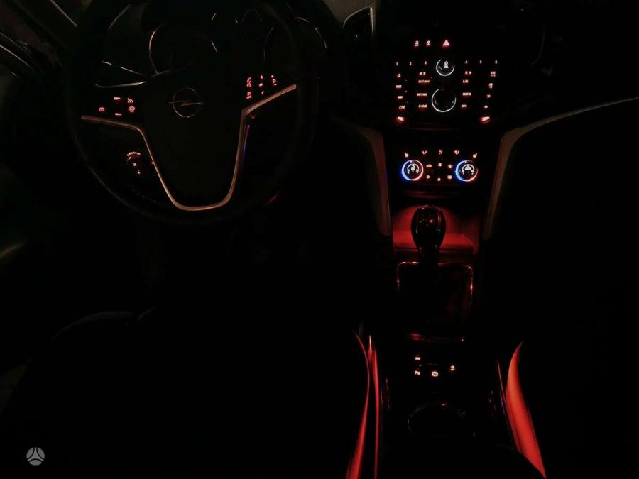 Коричневый Опель Zafira Tourer 2015 в Вильнюс, объемом двигателя 1.60 л и пробегом 211 тыс. км за 6200 €, фото 16 на AUTOMOTO.COM.LV