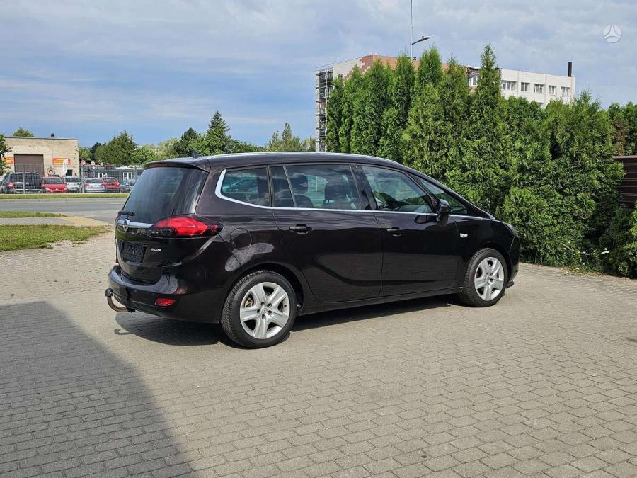 Коричневый Опель Zafira Tourer 2015 в Кретинга, объемом двигателя 1.60 л и пробегом 265 тыс. км за 5999 €, фото 16 на AUTOMOTO.COM.LV