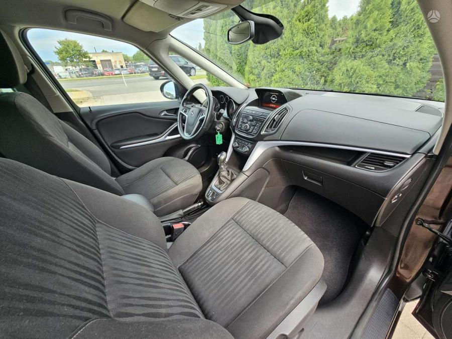 Коричневый Опель Zafira Tourer 2015 в Кретинга, объемом двигателя 1.60 л и пробегом 265 тыс. км за 5999 €, фото 34 на AUTOMOTO.COM.LV