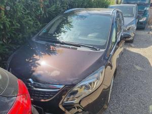 Brown Opel Zafira Tourer 2015 in Siauliai, with an engine capacity of 1.96 L and mileage of 197 thousand km for 4600 €, photo  on AUTOMOTO.COM.LV