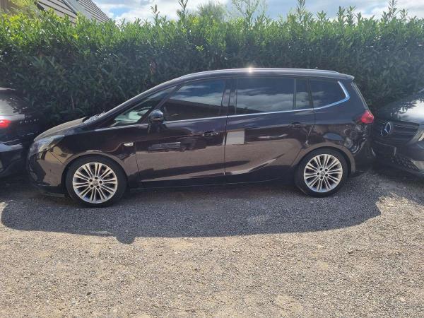 Коричневый Опель Zafira Tourer 2015 в Шяуляй, объемом двигателя 1.96 л и пробегом 197 тыс. км за 4600 €, фото 5 на AUTOMOTO.COM.LV