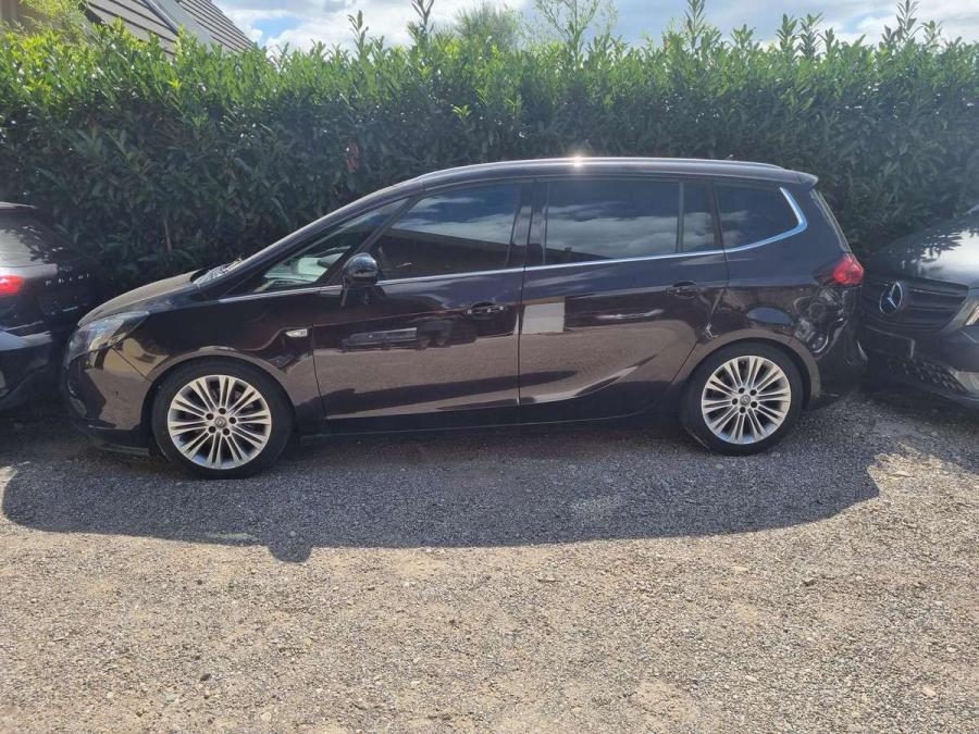 Коричневый Опель Zafira Tourer 2015 в Шяуляй, объемом двигателя 1.96 л и пробегом 197 тыс. км за 4600 €, фото 5 на AUTOMOTO.COM.LV