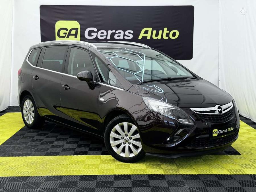 Brown Opel Zafira Tourer 2015 in Vilnius, with an engine capacity of 1.96 L and mileage of 288 thousand km for 5850 €, photo 4 on AUTOMOTO.COM.LV