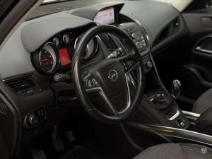 Brown Opel Zafira Tourer 2015 in Vilnius, with an engine capacity of 1.96 L and mileage of 288 thousand km for 5850 €, photo 10 on AUTOMOTO.COM.LV