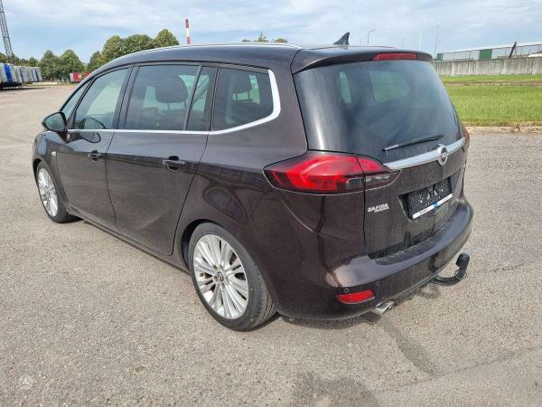 Коричневый Опель Zafira Tourer 2015 в Шяуляй, объемом двигателя 1.96 л и пробегом 197 тыс. км за 4600 €, фото 6 на AUTOMOTO.COM.LV