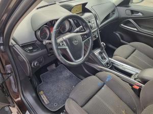 Brown Opel Zafira Tourer 2015 in Siauliai, with an engine capacity of 1.96 L and mileage of 197 thousand km for 4600 €, photo 19 on AUTOMOTO.COM.LV