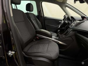 Brown Opel Zafira Tourer 2015 in Vilnius, with an engine capacity of 1.96 L and mileage of 288 thousand km for 5850 €, photo 16 on AUTOMOTO.COM.LV