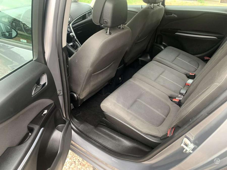 Коричневый Опель Zafira Tourer 2016 в Вильнюс, объемом двигателя 1.60 л и пробегом 191 тыс. км за 5450 €, фото 12 на AUTOMOTO.COM.LV