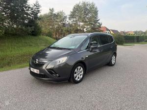 Brown Opel Zafira Tourer 2016 in Utena, with an engine capacity of 1.60 L and mileage of 225 thousand km for 5200 €, photo  on AUTOMOTO.COM.LV