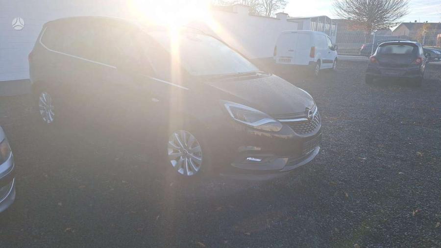 Brūns Opel Zafira Tourer 2017 Telšiai, ar dzinēja tilpumu 1.60 L un nobraukumu 87 tūkst. km par 7650 €, foto 12 vietnē AUTOMOTO.COM.LV