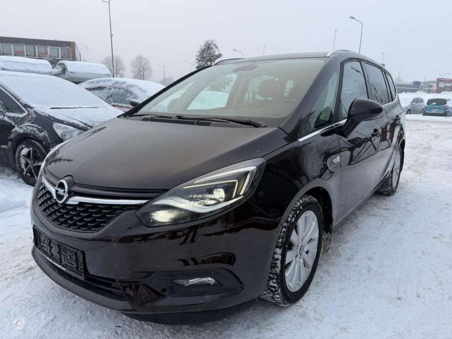 Brown Opel Zafira Tourer 2017 in Klaipeda, with an engine capacity of 2.00 L and mileage of 243 thousand km for 7600 €, photo 1 on AUTOMOTO.COM.LV