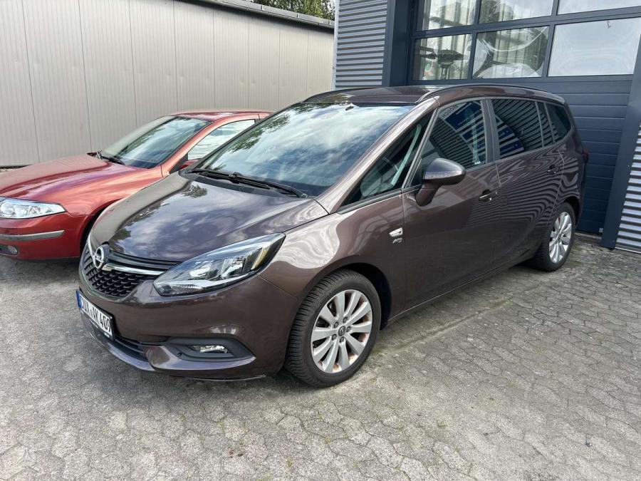 Brūns Opel Zafira Tourer 2017 Kauņa, ar dzinēja tilpumu 1.60 L un nobraukumu 145 tūkst. km par 5990 €, foto 5 vietnē AUTOMOTO.COM.LV