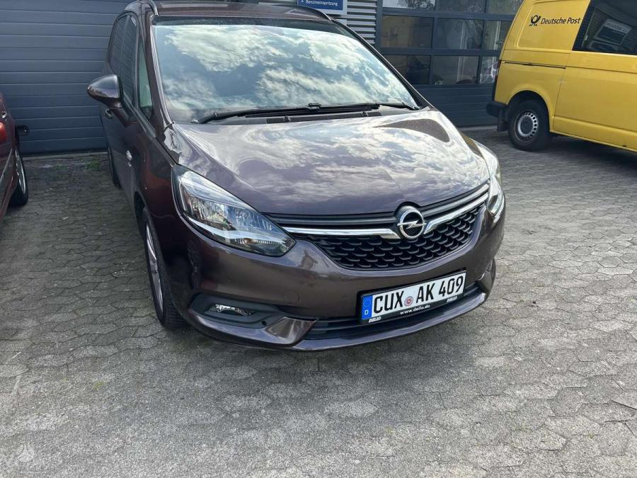 Brūns Opel Zafira Tourer 2017 Kauņa, ar dzinēja tilpumu 1.60 L un nobraukumu 145 tūkst. km par 5990 €, foto 7 vietnē AUTOMOTO.COM.LV