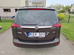 Brown Opel Zafira Tourer 2012 in Kalvarija, with an engine capacity of 1.96 L and mileage of 165 thousand km for 5600 €, photo 11 on AUTOMOTO.COM.LV