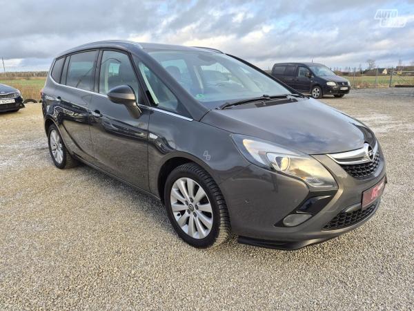 Коричневый Опель Zafira Tourer 2013 в Вильнюс, объемом двигателя 2.00 л и пробегом 287 тыс. км за 5250 €, фото 1 на AUTOMOTO.COM.LV