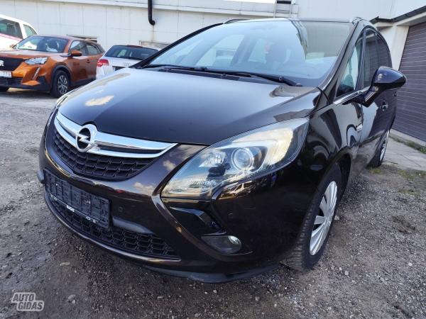 Коричневый Опель Zafira Tourer 2013 в Утена, объемом двигателя 1.60 л и пробегом 180 тыс. км за 5250 €, фото 1 на AUTOMOTO.COM.LV