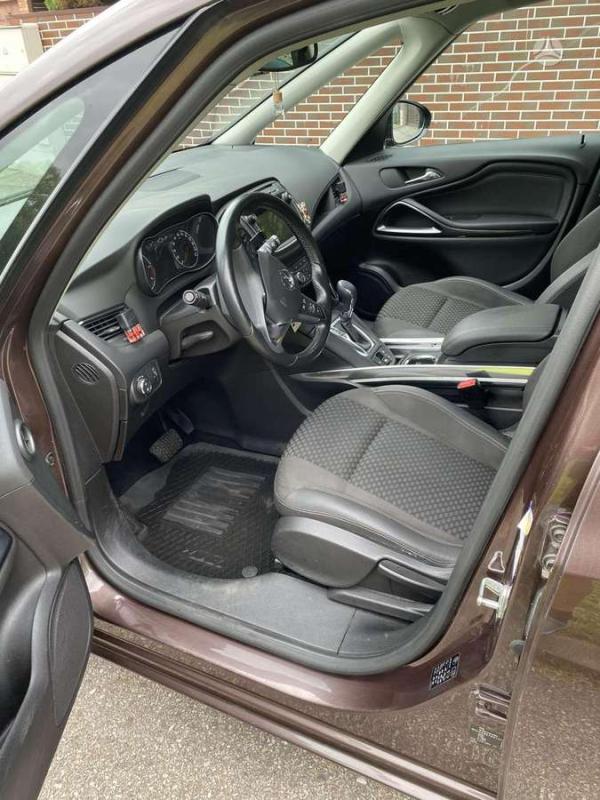 Brūns Opel Zafira Tourer 2017 Kauņa, ar dzinēja tilpumu 1.96 L un nobraukumu 173 tūkst. km par 11500 €, foto 5 vietnē AUTOMOTO.COM.LV