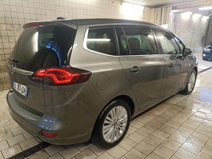 Зеленый Опель Zafira Tourer 2019 в Вильнюс, объемом двигателя 1.60 л и пробегом 228 тыс. км за 7300 €, фото 2 на AUTOMOTO.COM.LV