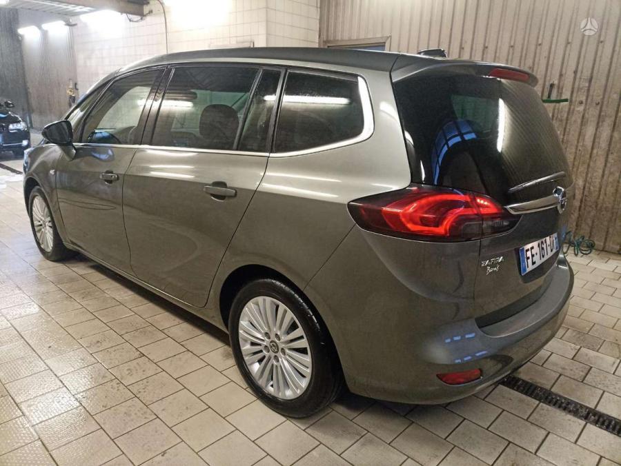 Зеленый Опель Zafira Tourer 2019 в Вильнюс, объемом двигателя 1.60 л и пробегом 228 тыс. км за 7300 €, фото 5 на AUTOMOTO.COM.LV