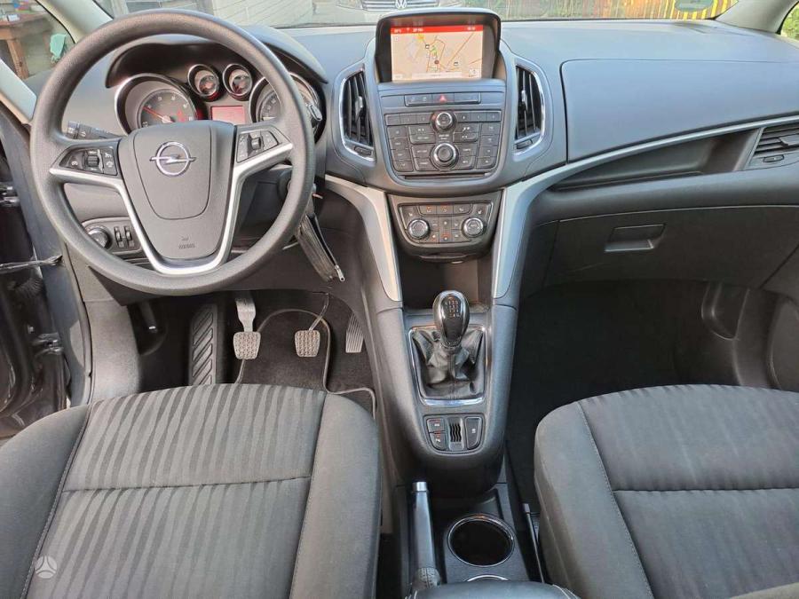 Серый Опель Zafira Tourer 2014 в Мариямполе, объемом двигателя 1.60 л и пробегом 221 тыс. км за 3850 €, фото 16 на AUTOMOTO.COM.LV