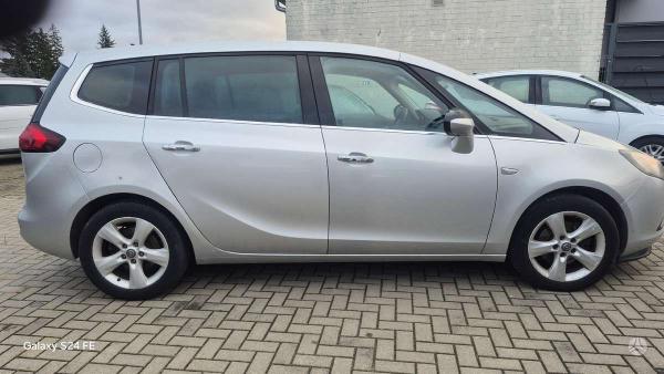 Pelēks Opel Zafira Tourer 2012 Tauragė, ar dzinēja tilpumu 2.00 L un nobraukumu 270 tūkst. km par 2900 €, foto 5 vietnē AUTOMOTO.COM.LV