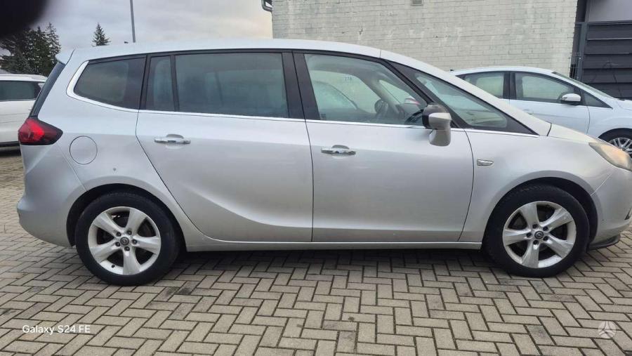 Pelēks Opel Zafira Tourer 2012 Tauragė, ar dzinēja tilpumu 2.00 L un nobraukumu 270 tūkst. km par 2900 €, foto 5 vietnē AUTOMOTO.COM.LV