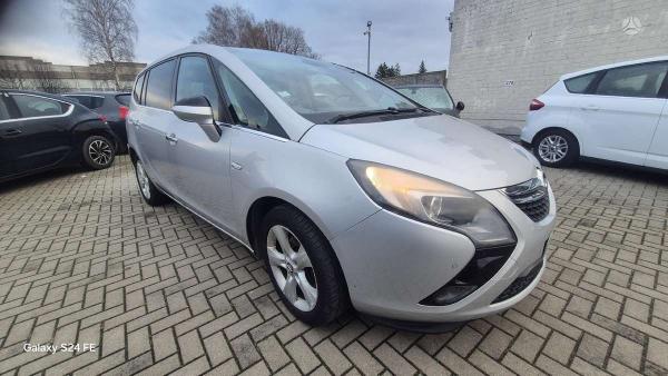 Pelēks Opel Zafira Tourer 2012 Tauragė, ar dzinēja tilpumu 2.00 L un nobraukumu 270 tūkst. km par 2900 €, foto 6 vietnē AUTOMOTO.COM.LV