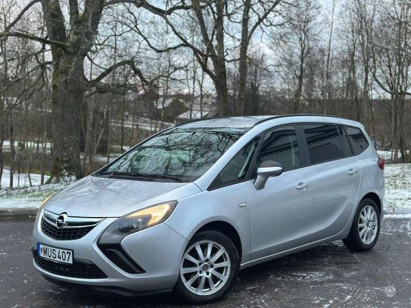 Серый Опель Zafira Tourer 2012 в Неменчине, объемом двигателя 2.00 л и пробегом 330 тыс. км за 4800 €, фото 1 на AUTOMOTO.COM.LV