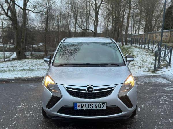 Серый Опель Zafira Tourer 2012 в Неменчине, объемом двигателя 2.00 л и пробегом 330 тыс. км за 4800 €, фото 3 на AUTOMOTO.COM.LV