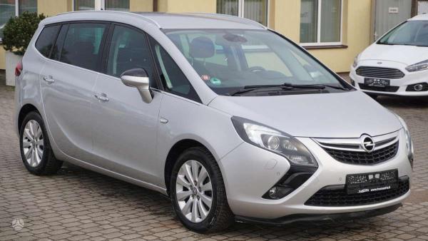 Серый Опель Zafira Tourer 2012 в Клайпеда, объемом двигателя 1.96 л и пробегом 279 тыс. км за 4300 €, фото 1 на AUTOMOTO.COM.LV