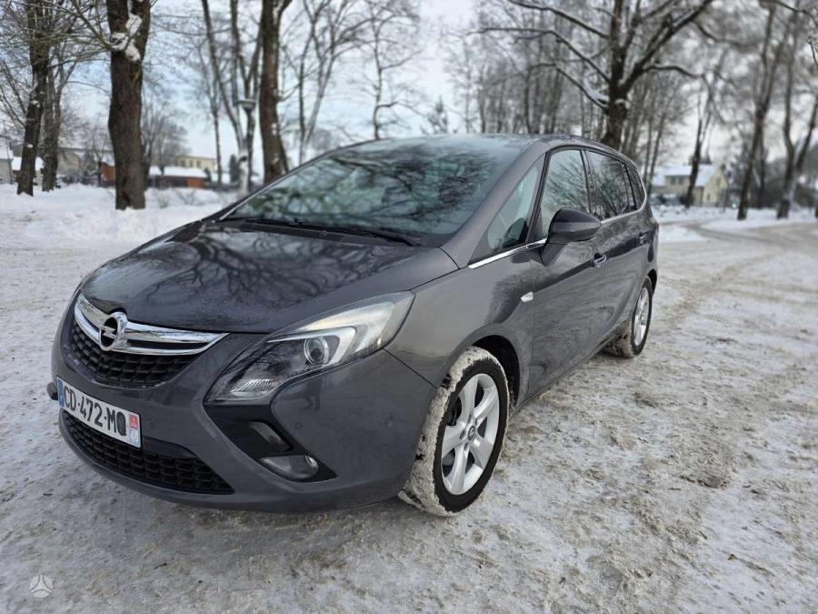 Серый Опель Zafira Tourer 2012 в Таураге, объемом двигателя 1.96 л и пробегом 188 тыс. км за 4650 €, фото 3 на AUTOMOTO.COM.LV