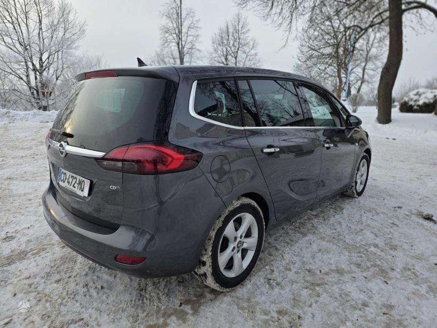 Серый Опель Zafira Tourer 2012 в Таураге, объемом двигателя 1.96 л и пробегом 188 тыс. км за 4650 €, фото 6 на AUTOMOTO.COM.LV