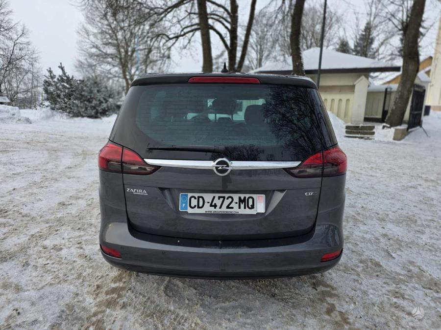 Серый Опель Zafira Tourer 2012 в Таураге, объемом двигателя 1.96 л и пробегом 188 тыс. км за 4650 €, фото 8 на AUTOMOTO.COM.LV