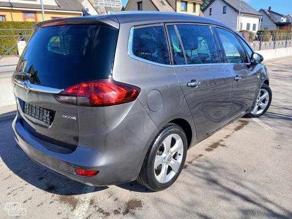 Pelēks Opel Zafira Tourer 2012 Telšiai, ar dzinēja tilpumu 2.00 L un nobraukumu 316 tūkst. km par 4850 €, foto 2 vietnē AUTOMOTO.COM.LV