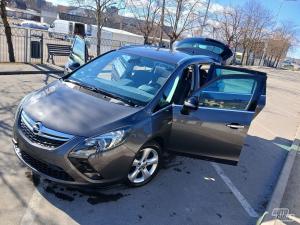 Grey Opel Zafira Tourer 2012 in Telschi, with an engine capacity of 2.00 L and mileage of 316 thousand km for 4850 €, photo 6 on AUTOMOTO.COM.LV