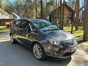 Серый Опель Zafira Tourer 2012 в Вильнюс, объемом двигателя 2.00 л и пробегом 280 тыс. км за 3750 €, фото  на AUTOMOTO.COM.LV