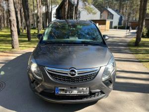 Pelēks Opel Zafira Tourer 2012 Viļņa, ar dzinēja tilpumu 2.00 L un nobraukumu 280 tūkst. km par 3750 €, foto 2 vietnē AUTOMOTO.COM.LV