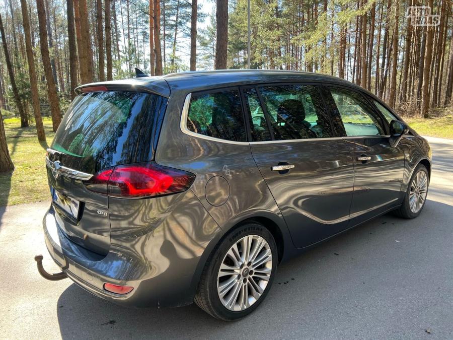Pelēks Opel Zafira Tourer 2012 Viļņa, ar dzinēja tilpumu 2.00 L un nobraukumu 280 tūkst. km par 3750 €, foto 4 vietnē AUTOMOTO.COM.LV