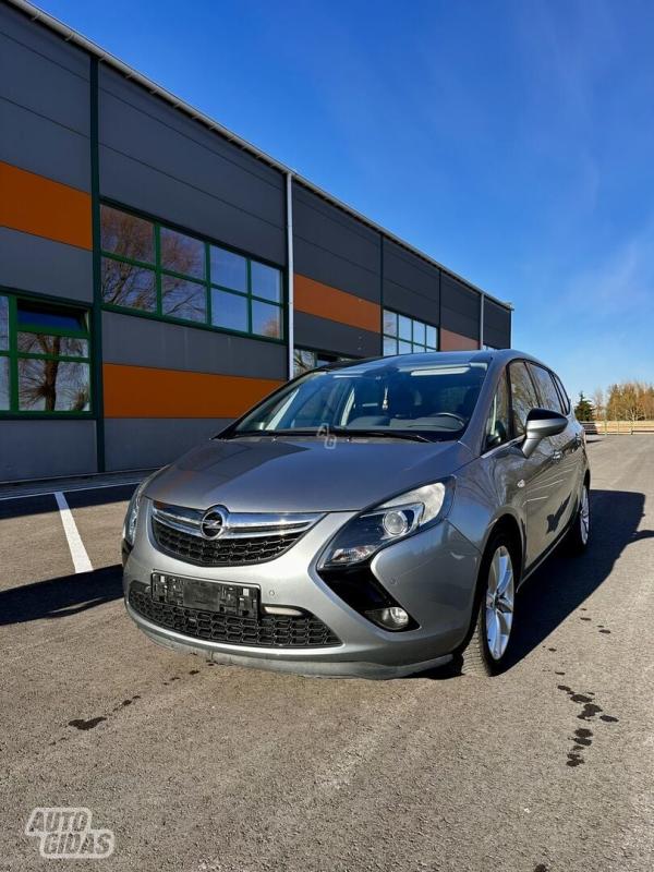 Pelēks Opel Zafira Tourer 2012 Pasvalys, ar dzinēja tilpumu 2.00 L un nobraukumu 231 tūkst. km par 4500 €, foto 1 vietnē AUTOMOTO.COM.LV