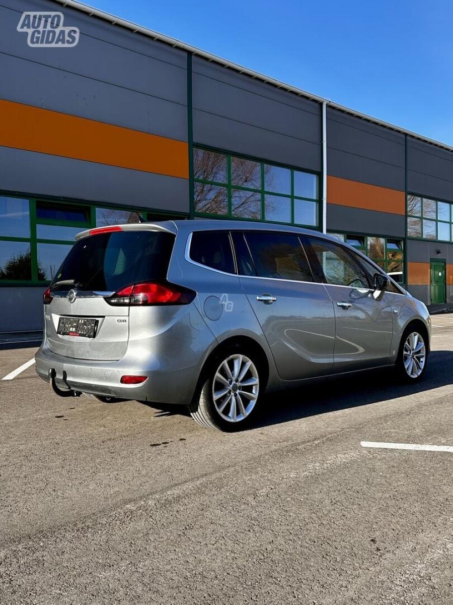 Pelēks Opel Zafira Tourer 2012 Pasvalys, ar dzinēja tilpumu 2.00 L un nobraukumu 231 tūkst. km par 4500 €, foto 6 vietnē AUTOMOTO.COM.LV