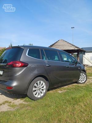 Pelēks Opel Zafira Tourer 2012 Jurbarkas, ar dzinēja tilpumu 2.00 L un nobraukumu 265 tūkst. km par 3999 €, foto 4 vietnē AUTOMOTO.COM.LV