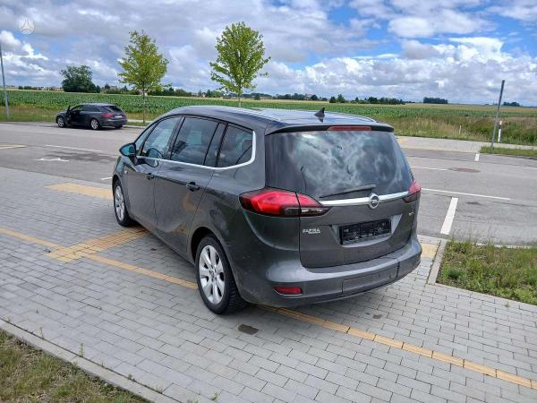 Pelēks Opel Zafira Tourer 2012 Marijampole, ar dzinēja tilpumu 2.00 L un nobraukumu 204 tūkst. km par 5650 €, foto 6 vietnē AUTOMOTO.COM.LV