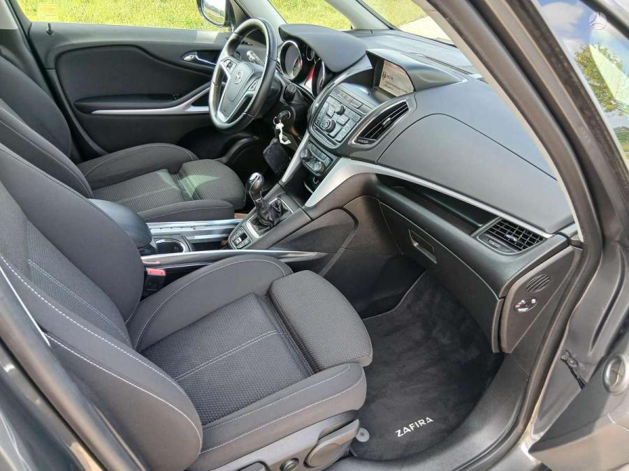 Серый Опель Zafira Tourer 2012 в Мариямполе, объемом двигателя 2.00 л и пробегом 204 тыс. км за 5750 €, фото 23 на AUTOMOTO.COM.LV