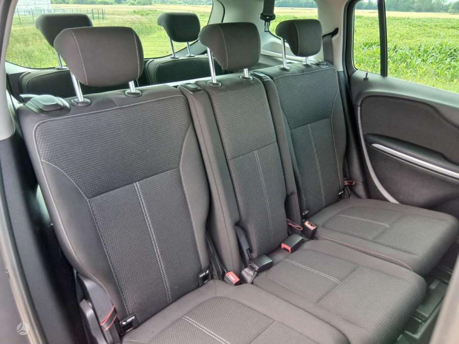 Серый Опель Zafira Tourer 2012 в Мариямполе, объемом двигателя 2.00 л и пробегом 204 тыс. км за 5750 €, фото 33 на AUTOMOTO.COM.LV