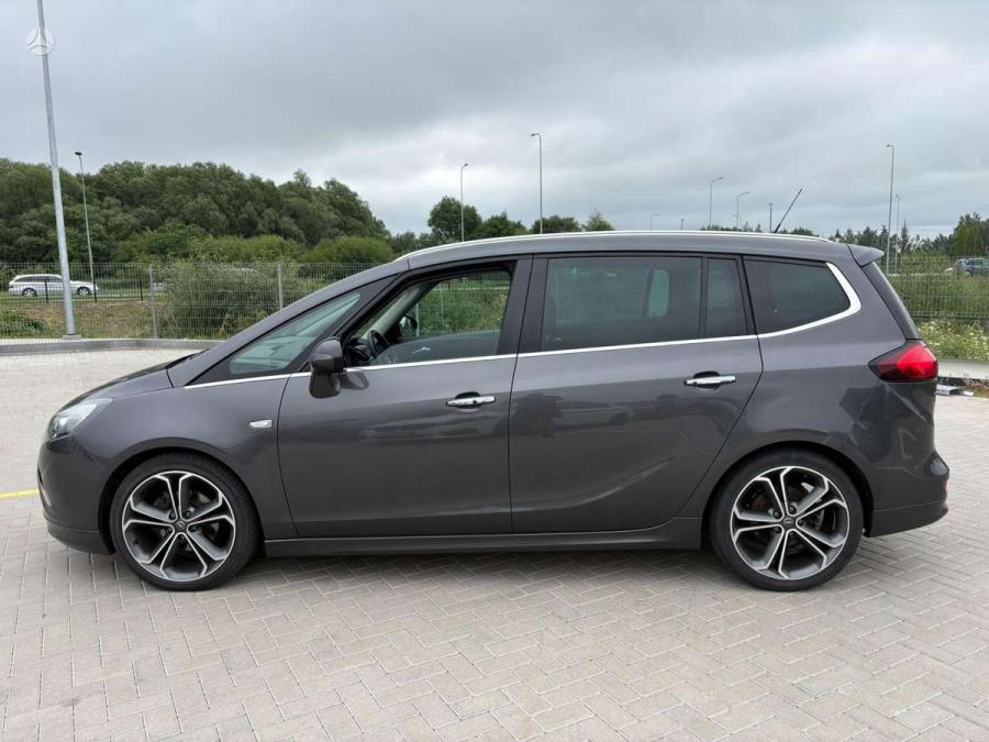Серый Опель Zafira Tourer 2012 в Таураге, объемом двигателя 1.36 л и пробегом 144 тыс. км за 5700 €, фото 7 на AUTOMOTO.COM.LV
