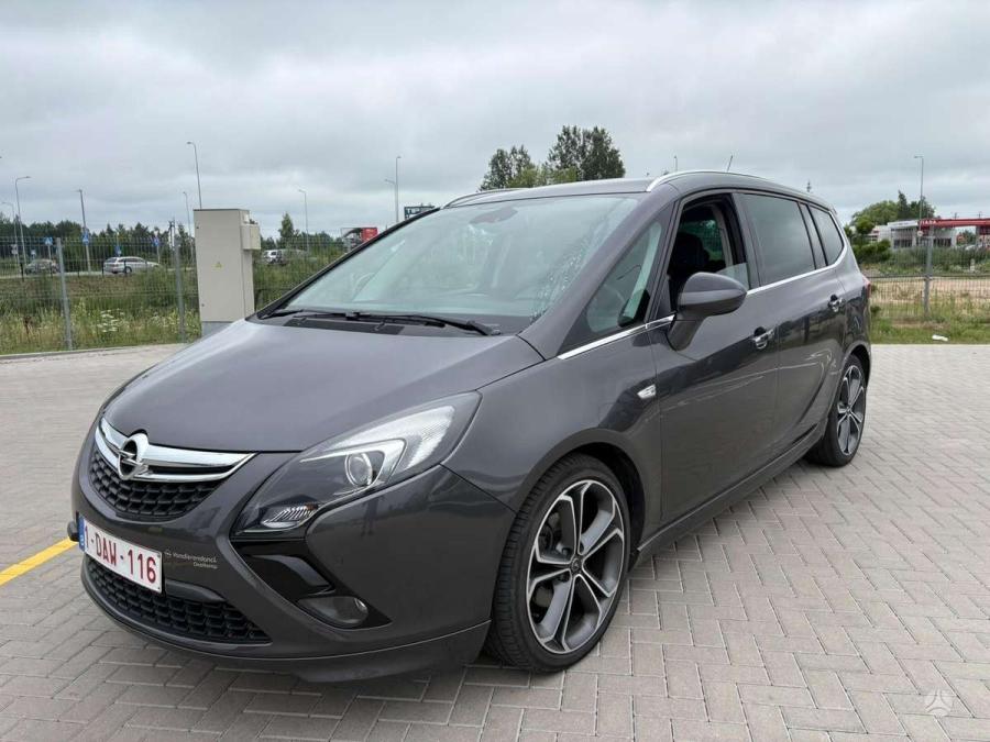 Серый Опель Zafira Tourer 2012 в Таураге, объемом двигателя 1.36 л и пробегом 144 тыс. км за 5700 €, фото 8 на AUTOMOTO.COM.LV